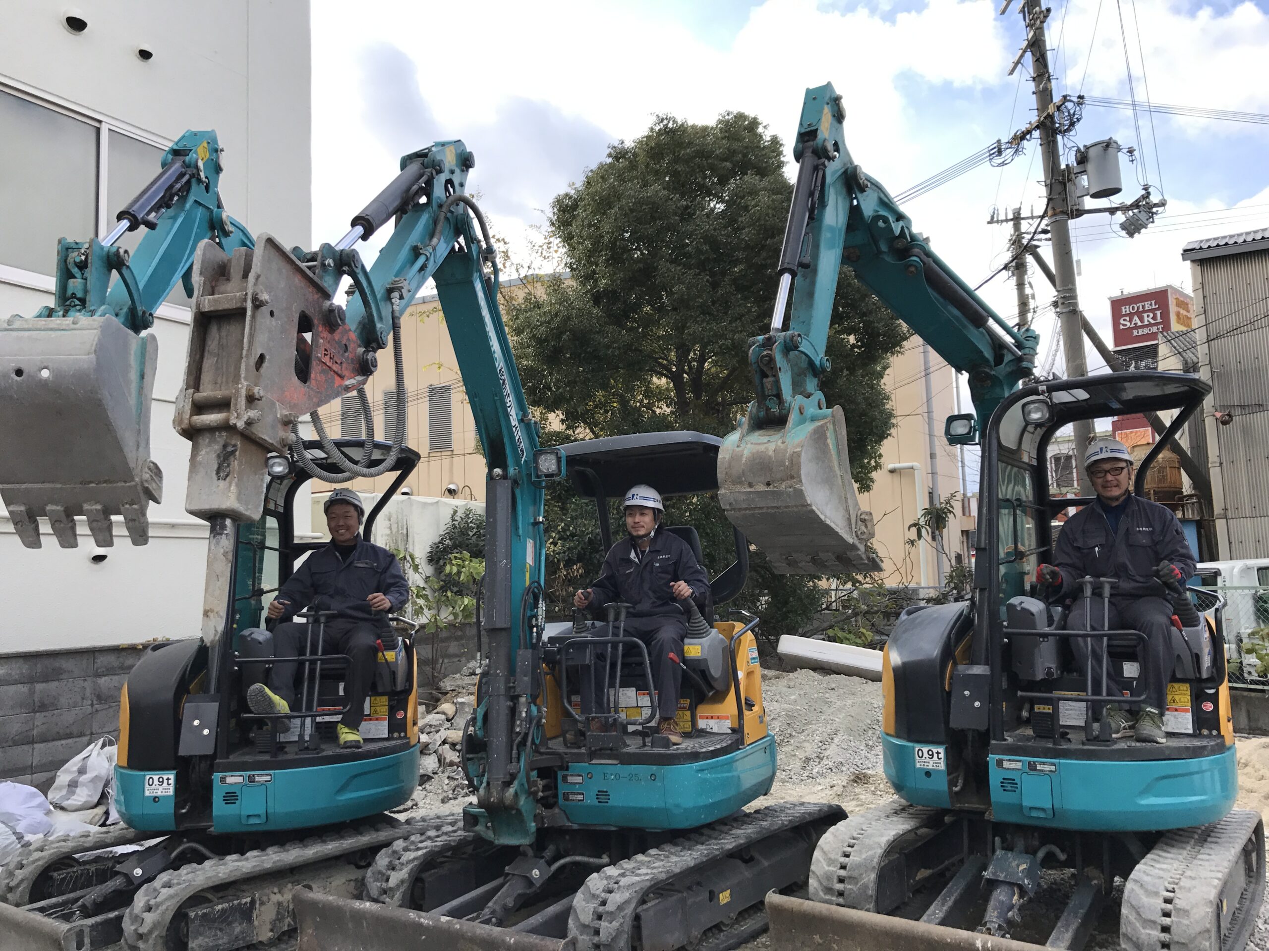 梅雨にも負けず、 - KMK Group